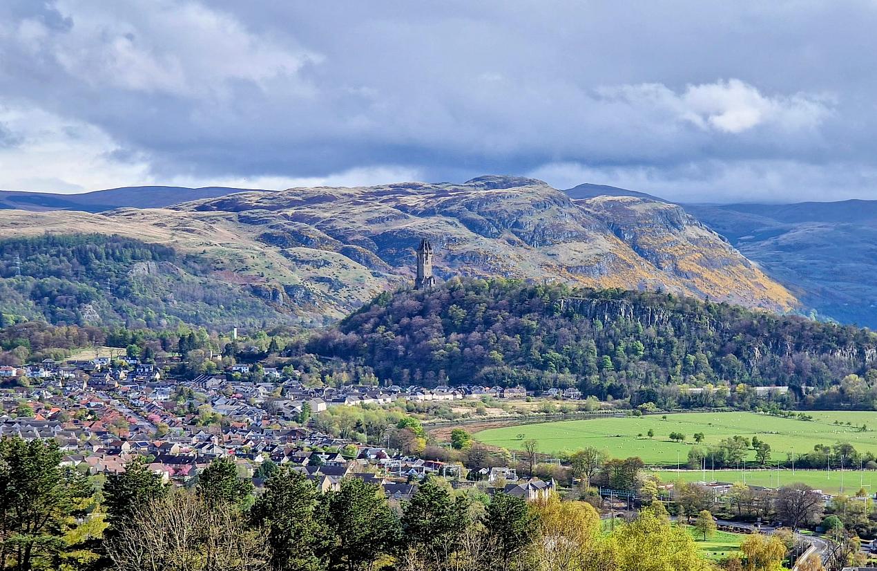 Wallace Monument in Scotland: A Symbol of Heroism and the History of ...